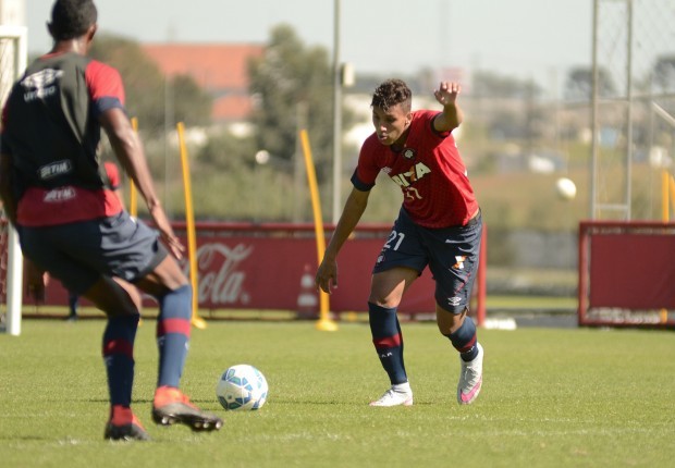 Athletico Paranaense – Site Oficial » “Caçula” do atual elenco, Crysan ...