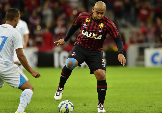 Athletico Paranaense – Site Oficial » Com gol, atacante Walter ...
